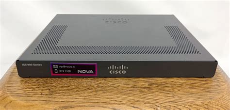 Selt Sold Cisco 900 Series Integrated Services Router Efnisveitan