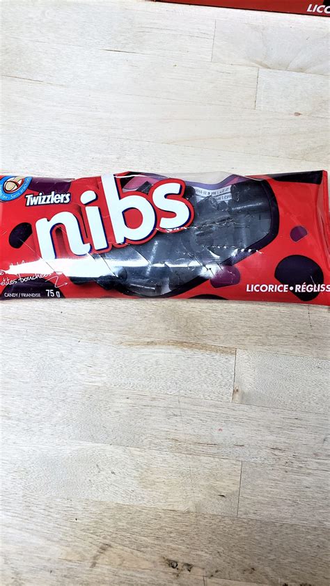 Twizzlers Nibs Black Licorice 75g Crowsnest Candy Company
