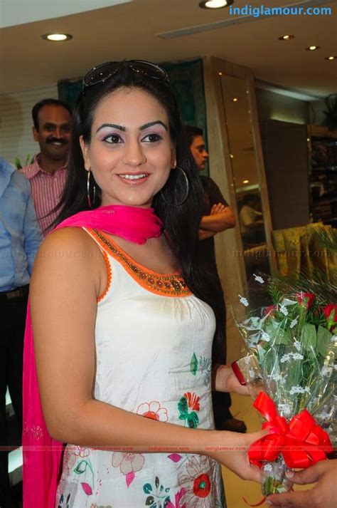 Aksha Actress Photo Image Pics And Stills 65726