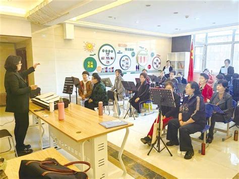 以“微治理”撬动社区“大民生”服务居民中河