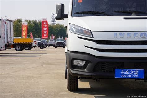 【图】南京依维柯 2023款 新得意 V37 129马力 2 8t中轴中顶封闭货车 国六 实拍图片 1764994 卡车之家