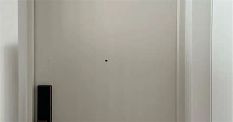 도어클로저 급하게 설치해야했는데 마침 근처에 계셔서 5분만에 설치해주셨어요 오차없이 깔끔하게 설치해주시고 설명도 해주셔서 너무