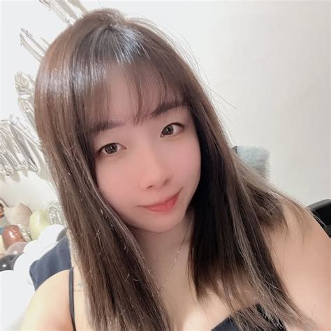 婷婷 Ting 20 • Threads Say More