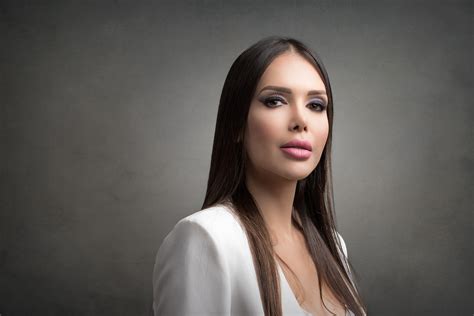 Vivian HD Wallpapers