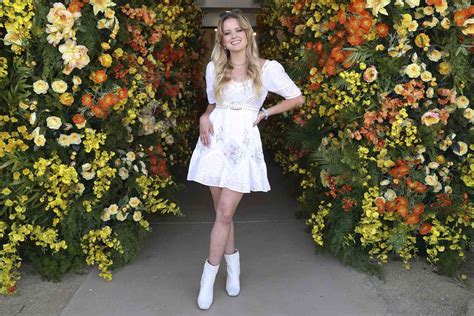 Ava Phillippe Talks Weirdly Similar Twinning With Reese Witherspoon