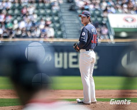 롯데 최강야구 좌완과 155km 유망주 日 단기유학 보낸다형제구단 1군 마무리캠프 파견