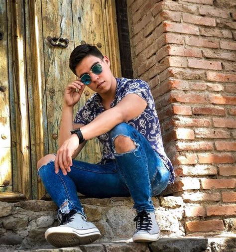 1141 Me Gusta 19 Comentarios Paco Luna Pacolunaglz En Instagram I Know Im On The Right