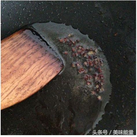 來一道下酒小菜辣辣的牙籤牛肉吃起來很過癮哦 每日頭條