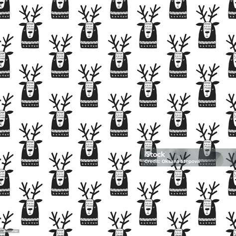 귀여운 손 그려진된 보육 사슴 스 칸디 나 비아 스타일에서과 완벽 한 패턴입니다 흑백 벡터 일러스트 레이 션 T 셔츠에 대한 스톡 벡터 아트 및 기타 이미지 Istock