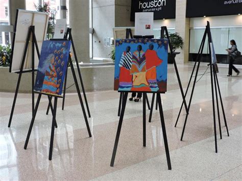West Kelowna Artist Lee Claremont Given Pan Am Games Exposure Life Kelownadailycourierca
