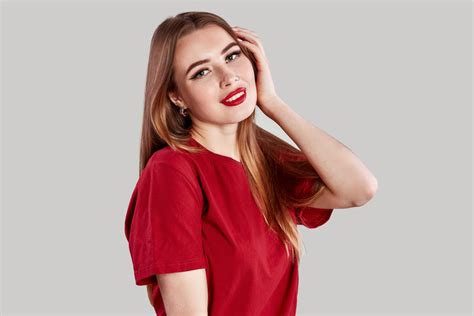 나에게 어울리는 옷 색깔 눈동자 보면 알 수 있다