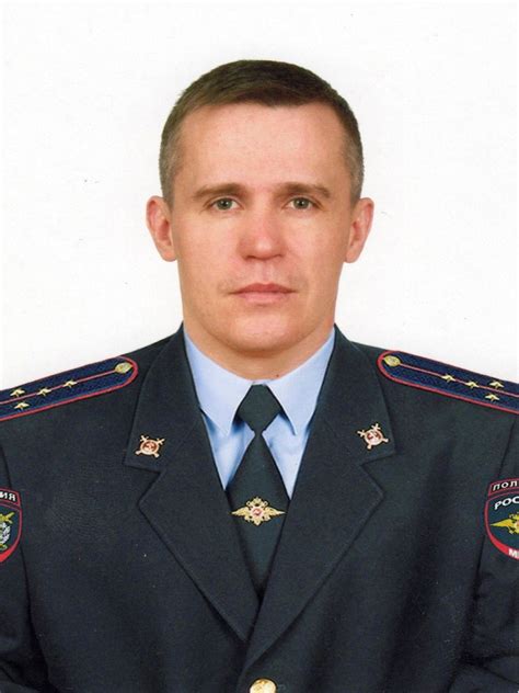 Русский учитель восстал против учебников Путина чтобы учить о вторжении в Украину что с ним