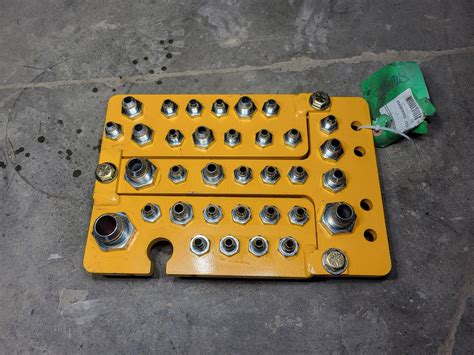 Maclean Bulkhead Assembly Transverse 1087893