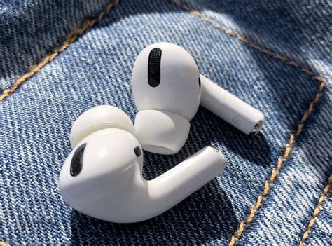 Airpods Pro 2 Usb C Unlikely For Apples Upcoming Premium Earbuds As