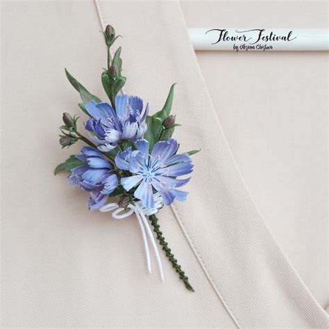Брошь булавка цикорий из шёлка в интернет магазине на Ярмарке Мастеров Брошь булавка Санкт