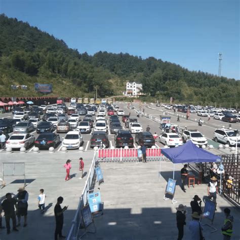 举国同庆 惠游罗田 绿水青山带笑颜 国庆