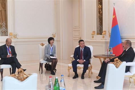 Монгол Улсын Ерөнхийлөгч Бүгд Найрамдах Азербайжан улсын Ерөнхийлөгч нар Зугульба ордонд уулзлаа