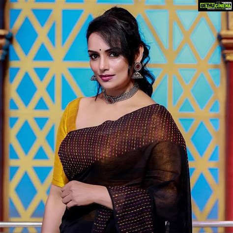 Shweta Menon Instagram Shwetha Menon Artist Artofinstagram Artista Artdaily