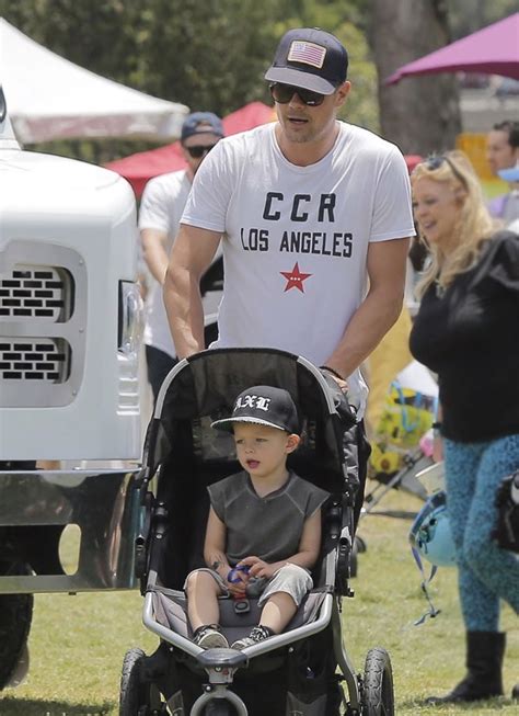 Josh Duhamel Axl Out11 Celeb Baby Laundry