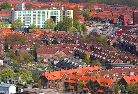 암스테르담 교외 전망 빨간 기와 지붕의 집과 유명한 네덜란드 운하가 있는 도시 풍경 아담 타워에서 바라본 평면도 네덜란드 유럽 0명에 대한 스톡 사진 및 기타 이미지