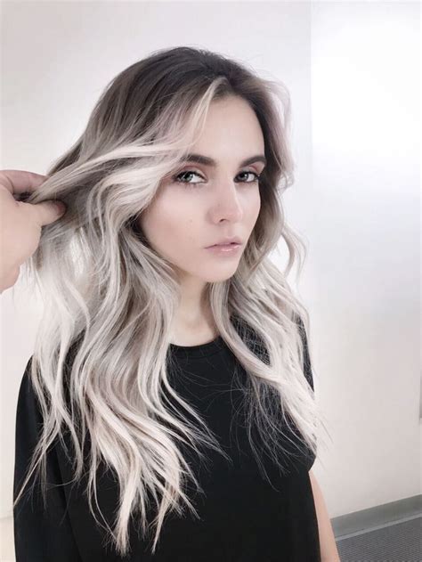 Пин от пользователя Leonid Romanov на доске Brond Волосы Модные стрижки Осветлить волосы