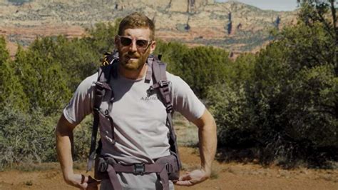 How To Properly Fit A Backpack For Hiking In4adventure