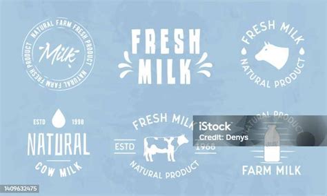 유제품 및 유제품 라벨 우표 엠블럼 및 엠블럼 우유 엠블럼은 젖소 실루엣 우유 방울 및 병으로 설정됩니다 트렌디 빈티지 디자인 벡터 일러스트 레이 션 고무도장에 대한 스톡