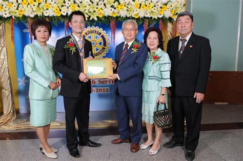 ท่านชาติชาย โฆษิตวัฒนฤกษ์ และ ภริยา Rotary3330 Flickr