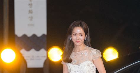 청룡영화상 한지민 레드카펫 위 순백 천사 [2018 청룡영화제]