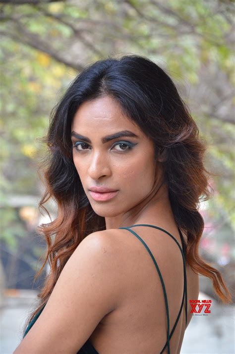 Actress Nasreen Shaikh Hot Stills From Naa Peru Raju Movie Teaser