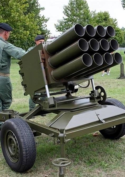6管150毫米火箭炮，二战德军重点装备，成为战后3国火箭炮基型 火箭炮 德军 多管火箭炮 新浪新闻