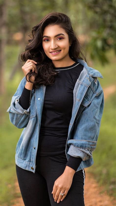 Actress Vaishnavi Gowda And Her Killer Hairstyles