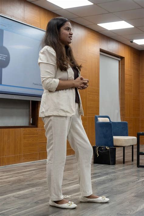 Eshani Khanna On Linkedin Teambuilding Entrepreneurship Mediaindustry Hrinsights