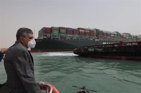 Lever Given Remis à Flot Le Bouchon Géant Du Canal De Suez Se Résorbe