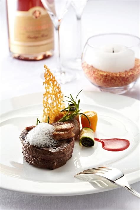 노보텔 앰배서더 부산 벤타나스 연말 특선 세트 출시