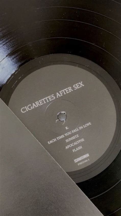 ボードThe Ravenhood Trilogyのピン おしゃれな壁紙背景 アルバム 壁紙