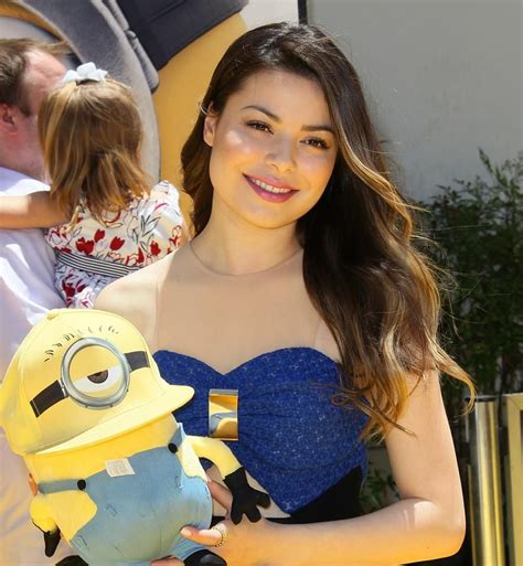 Pin On Miranda Cosgrove Miranda Cosgrove Miranda Minions Despicable Me