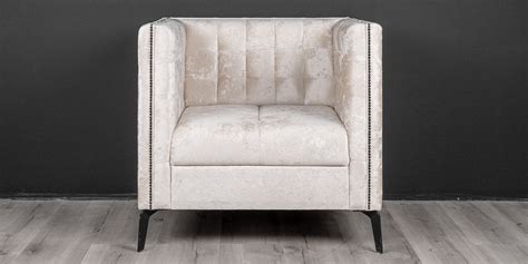 Кресло квадратное на ножках с мягкими подлокотниками белое Cubus ...