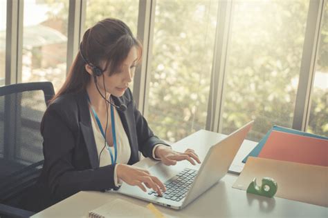 Assitance Bilder Bläddra Bland 809 Stockfoton Vektorer Och Videor