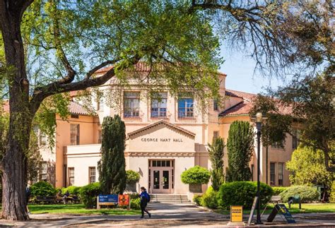 University Of California Davis Davis Ca Editorial Image Image Of Hart United 323486900