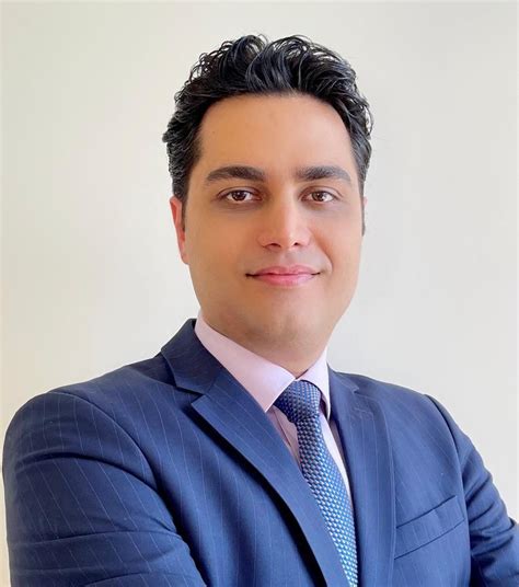 دکتر دانیال جاهد ارمغانی یونیک پلاس