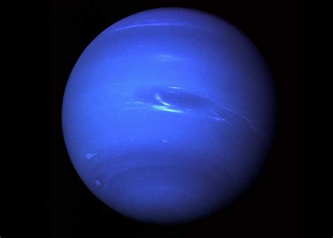 Download Dazzling High Resolution Image Of Planet Neptune