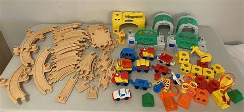 Vintage Fisher Price Train Track And Car Set Huge Set 55 Off