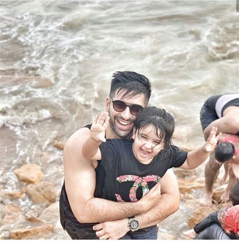 Pin by ŹƏBÄ on Pakistani Actress Crush pics Girly dp Pakistani actress