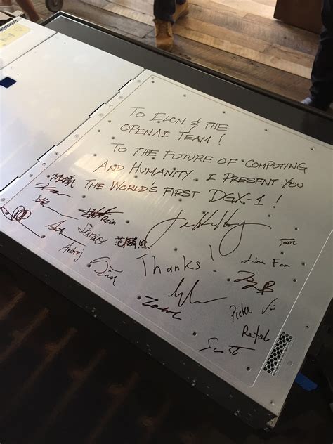 Nvidia 首席执行官将率先推出的单机箱人工智能超级计算机赠予 Openai Nvidia 英伟达博客