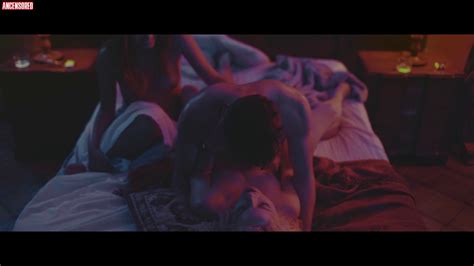 Naked Silvia Varón In Between Walls