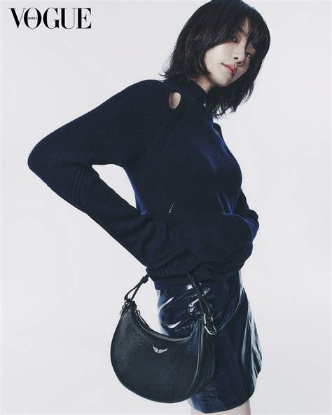 박규영 과하게 꾸미지 않아도 매력적 화보