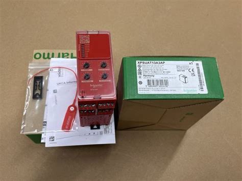 SCHNEIDER ELECTRIC Sicherheitsrelais XPSUAT13A3AP | eBay