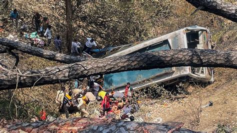 21 Killed 40 Injured As Bus Carrying Pilgrims Falls Into Deep Gorge In