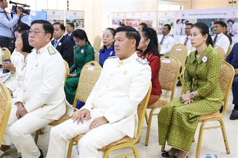 សម្តេចកិត្តិព្រឹទ្ធបណ្ឌិត ប៊ុន រ៉ានី ហ៊ុនសែន អញ្ជើញសំណេះសំណាលជាមួយថ្នាក់ដឹកនាំ